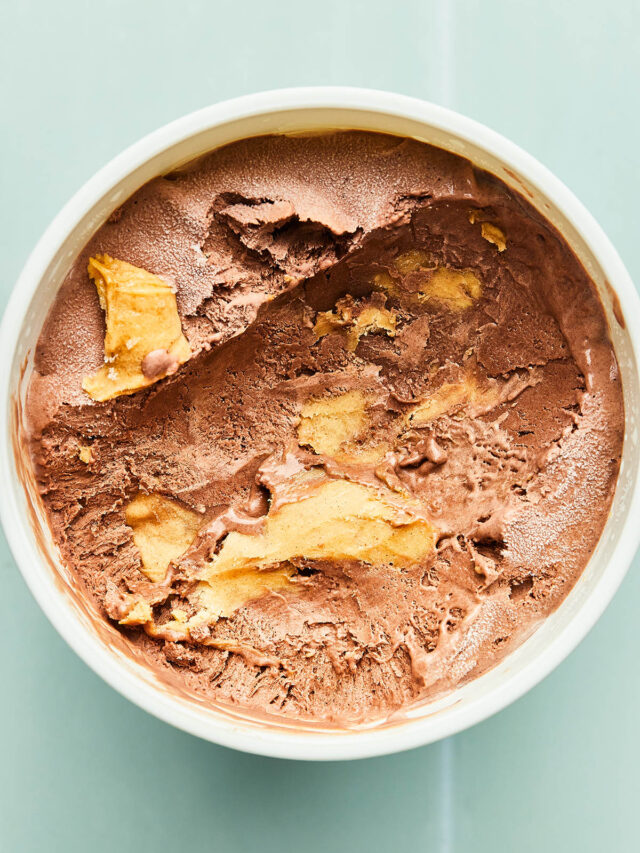 Biscoff Ice Cream | Kelly Neil
