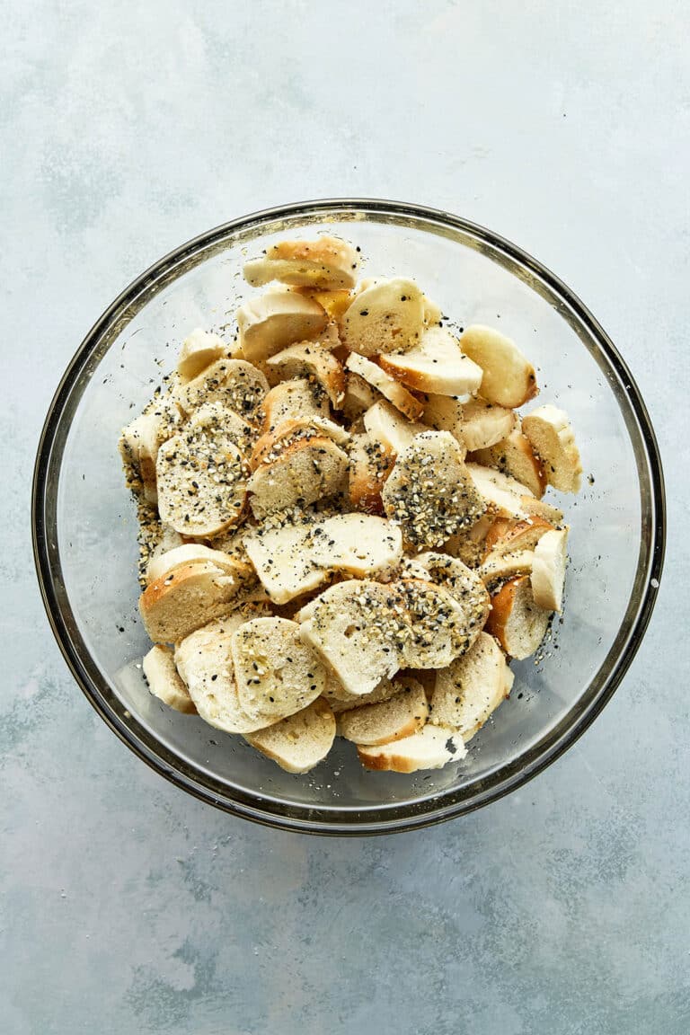 Homemade Bagel Chips (Only 3 Ingredients!) | Kelly Neil
